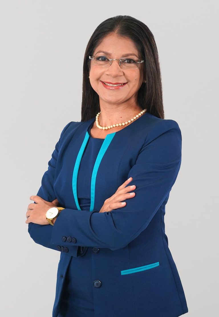 Econ. Raquel Maquilón Tapia, Mgtr. - Ecomundo | Educación Particular ...